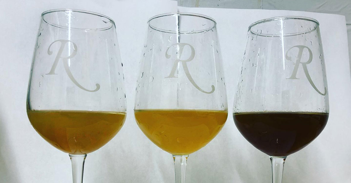 Pregunte a un Pro Pro: ¿Qué es Black Chardonnay? - Online Licor